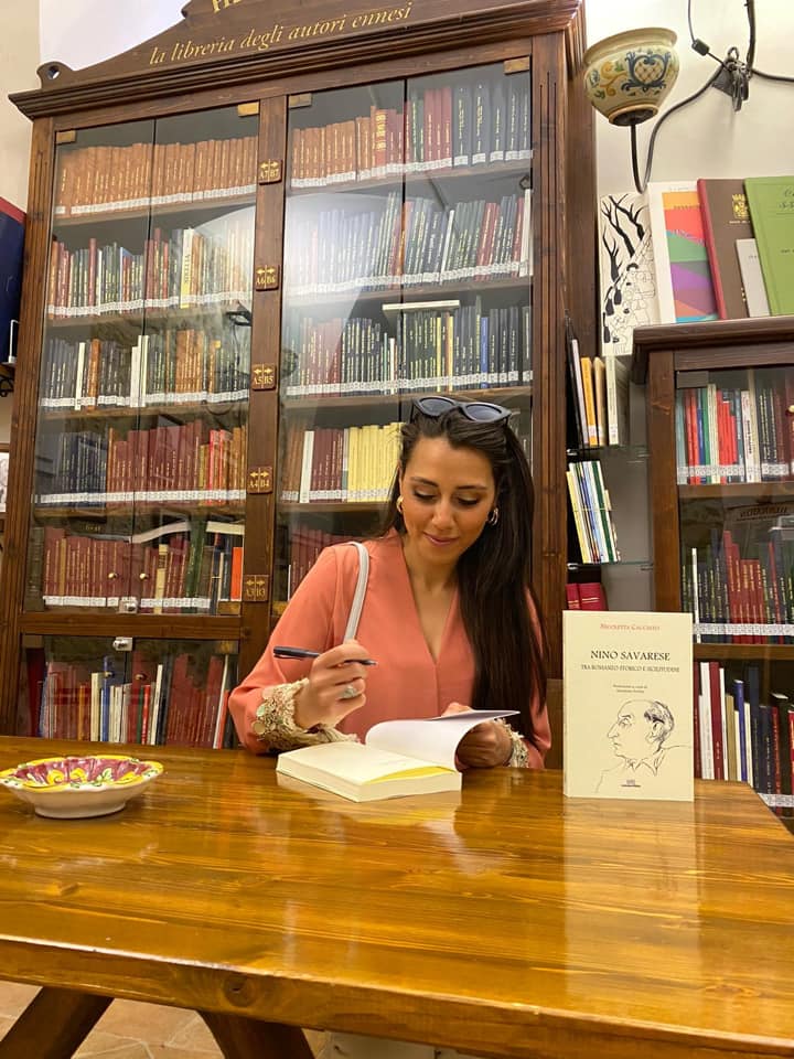 Un libro su Nino Savarese. Lo ha scritto la giovane ennese Nicoletta ...